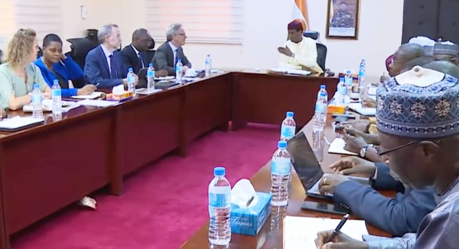 Rencontre entre le Premier Ministre Ali Mahaman Lamine Zeine et la ...