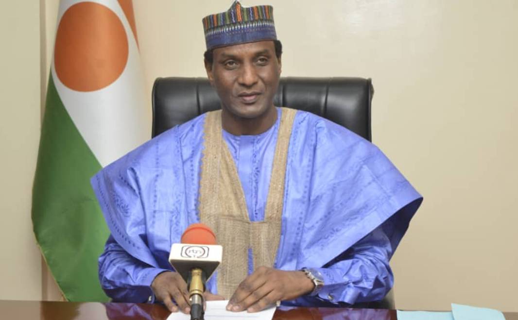 Le Premier ministre, Ali Mahaman Lamine Zeine, encourage la solidarité ...