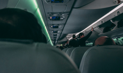 Niamey : Cinq passagers français retenus à bord d’un vol de la RAM